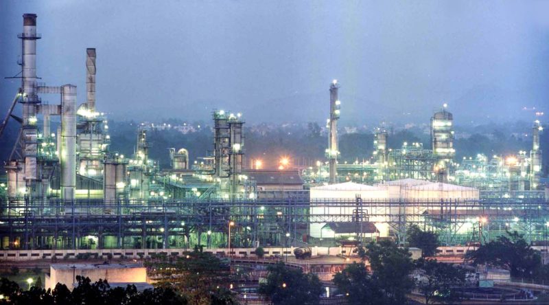 Reliance said to expand world’s largest oil refining complex | Euromena ...